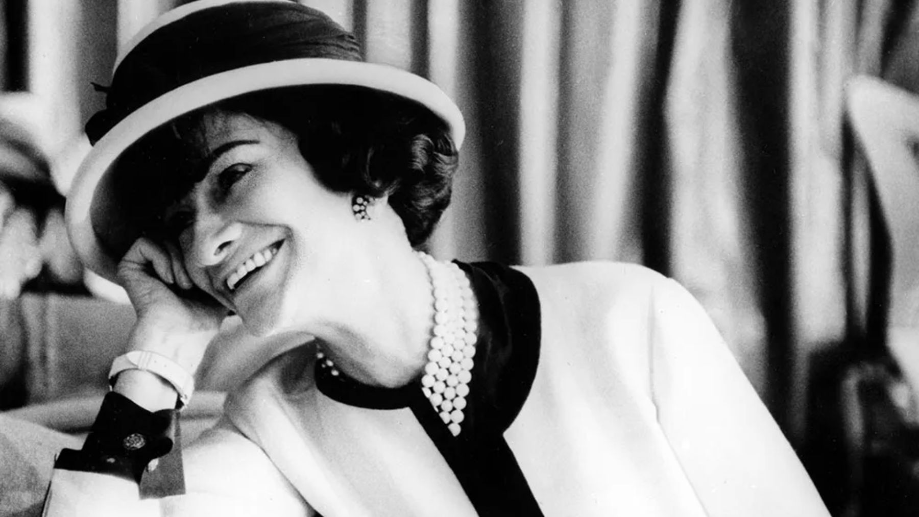 La historia de Coco Chanel: El legado de una visionaria - VIDA CON ESTILO